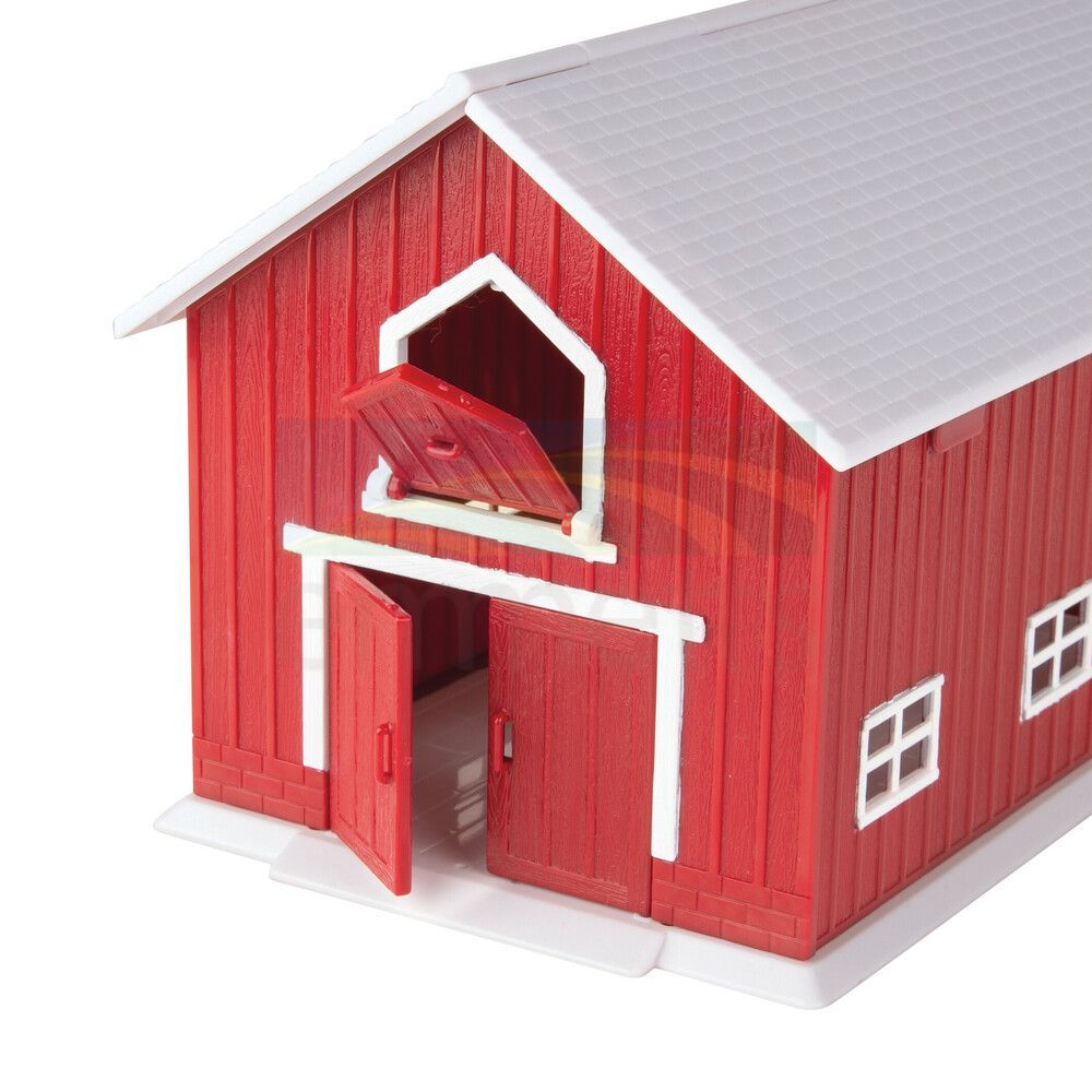 1:64 John Deere Red Barn Playset 47333 - Emmetts Shop